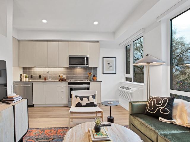 1 BR, 1 BA Apartment 15 NW Park Avenue Unit 510, Portland, OR 97209