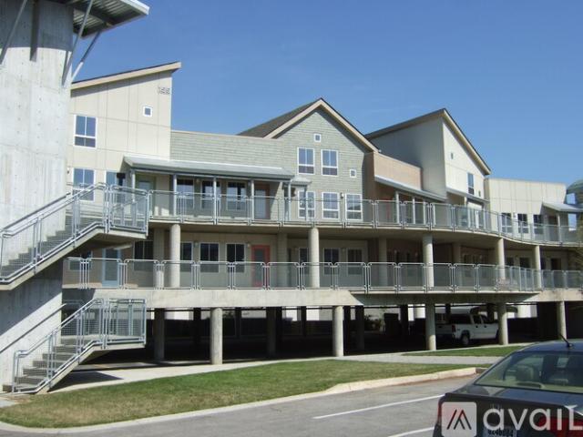 1 BR, 1 BA Apartment 163 Old Georgetown St, Unit 202, Lexington, KY 40508