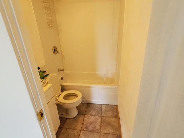 1 BR, 1 BA Apartment 1600 Falck Avenue, Unit #6, Pittsburgh, PA 15212
