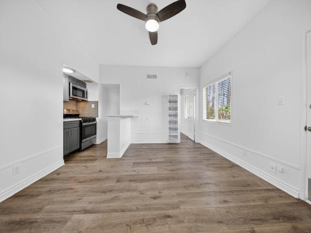 1 BR, 1 BA Apartment 1600 West 5th Street Unit 009#A14, Oxnard, CA 93030