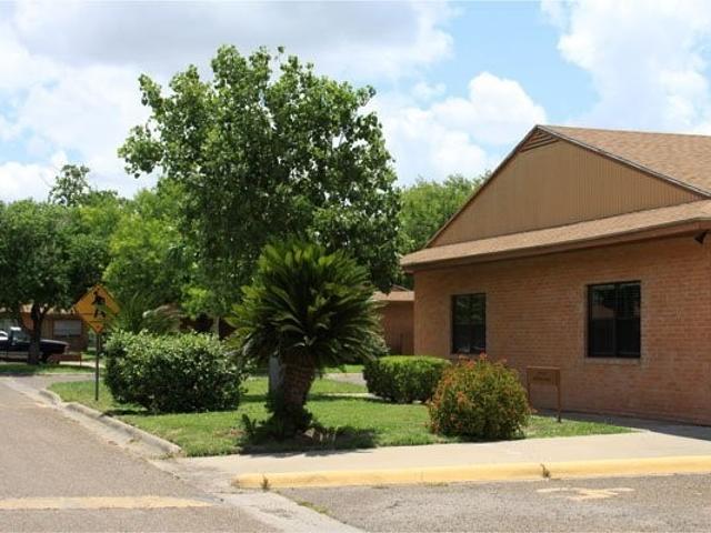 1 BR, 1 BA Apartment 1601 South Bridge Avenue, Weslaco, TX 78596