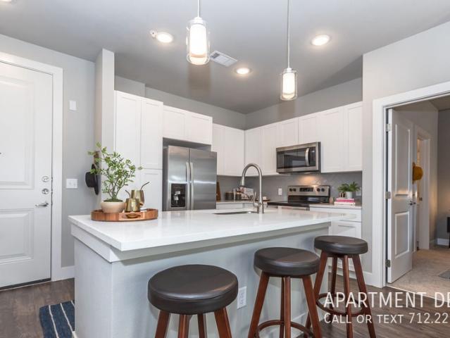 1 BR, 1 BA Apartment 1606 S Oaks Dr, College Station, TX 77845