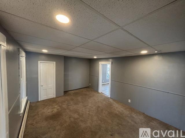 1 BR, 1 BA Apartment 161 163 Washington St, Unit 3, Gardner, MA 01440