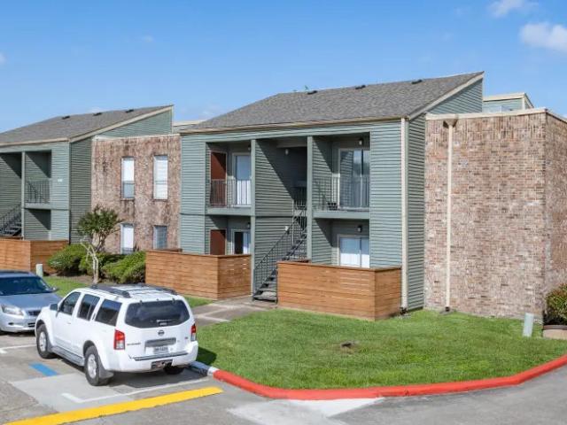 1 BR, 1 BA Apartment 1620 Bay Area Blvd Unit 1305, Houston, TX 77058