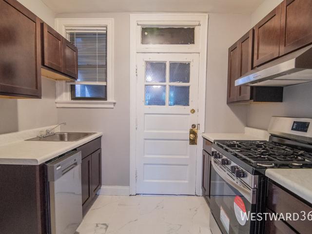 1 BR, 1 BA Apartment 1620 W Farwell Ave 1A, Chicago, IL 60626
