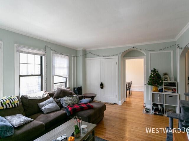 1 BR, 1 BA Apartment 1620 W Farwell Ave, Chicago, IL 60626