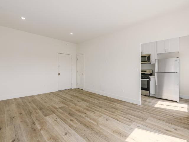 1 BR, 1 BA Apartment 1623 N Mariposa Ave, Los Angeles, CA 90027