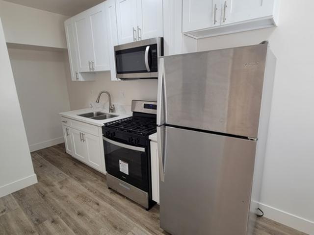 1 BR, 1 BA Apartment 1623 N Mariposa Ave, Unit 102, Los Angeles, CA 90027