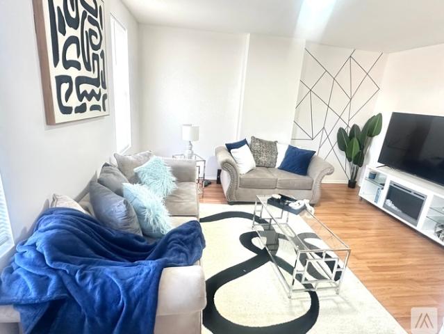 1 BR, 1 BA Apartment 1628 Dyre Street, Unit 2, Philadelphia, PA 19124