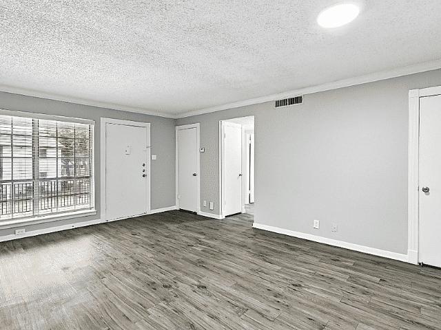 1 BR, 1 BA Apartment 1630 Rutland Dr Unit 74, Austin, TX 78758