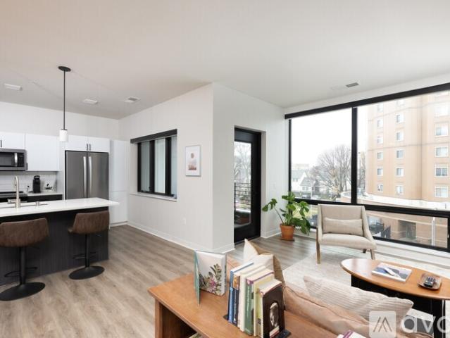 1 BR, 1 BA Apartment 1632 N Franklin Pl, Unit 309, Milwaukee, WI 53202