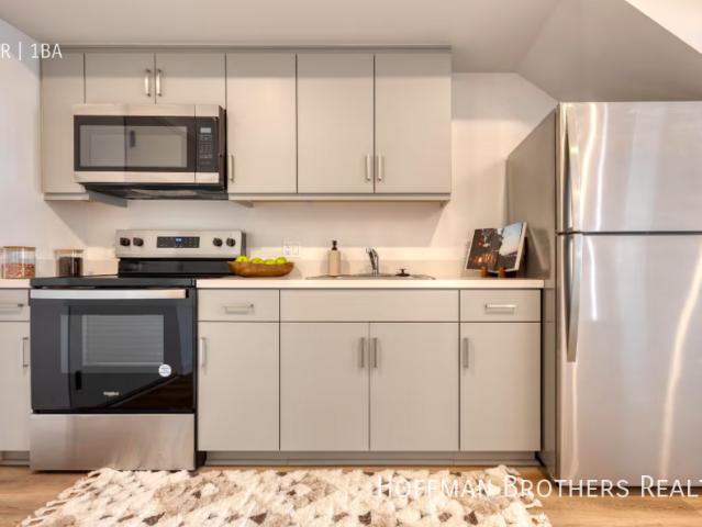 1 BR, 1 BA Apartment 1635 E 117th St, Los Angeles, CA 90059