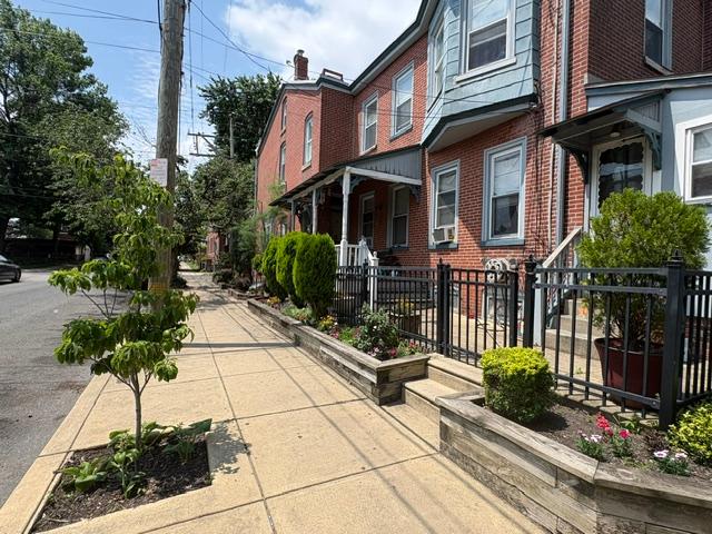 1 BR, 1 BA Apartment 1637 Haworth St, Philadelphia, PA 19124