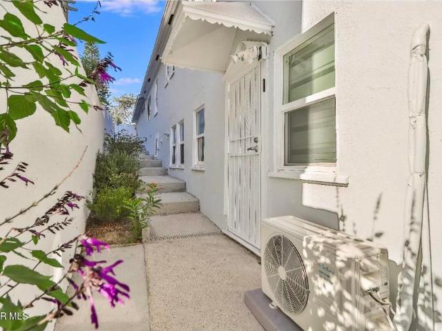 1 BR, 1 BA Apartment 1637 Malcolm Avenue, Los Angeles, CA 90024