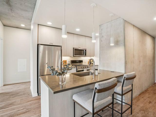 1 BR, 1 BA Apartment 1640 SW Yamhill St Unit 1108, Portland, OR 97205