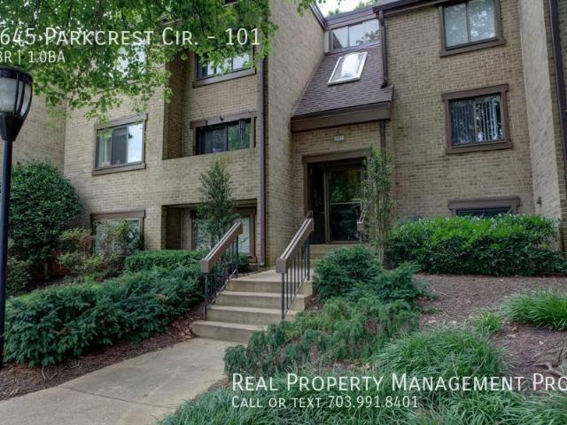 1 BR, 1 BA Apartment 1645 Parkcrest Cir Reston, VA 20190
