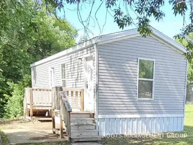 1 BR, 1 BA Apartment 1661 West Republic Ave #127, Salina, KS 67401