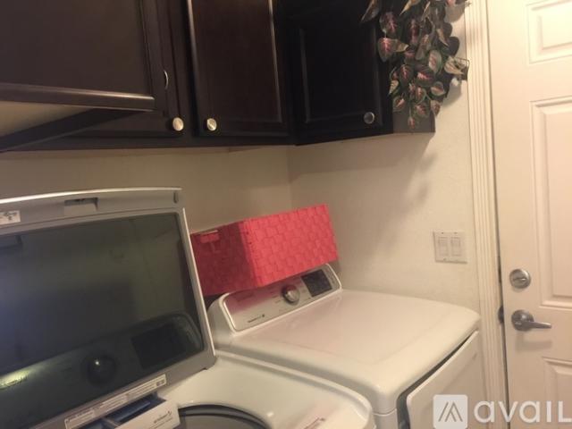 1 BR, 1 BA Apartment 16640 North 10th Drive, Phoenix, AZ 85023