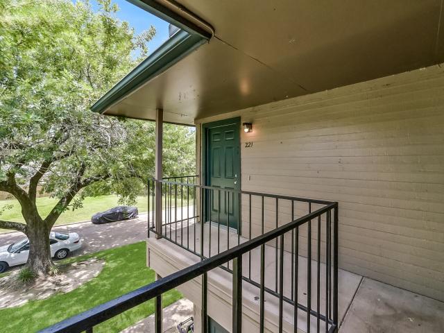 1 BR, 1 BA Apartment 16700 Golf Club Drive Unit A 220, Crosby, TX 77532