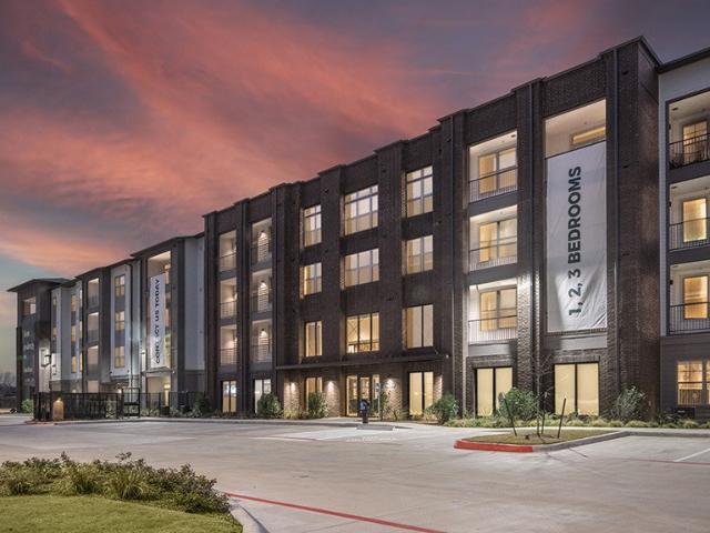 1 BR, 1 BA Apartment 16717 Westpark Drive Unit 2125, Houston, TX 77082
