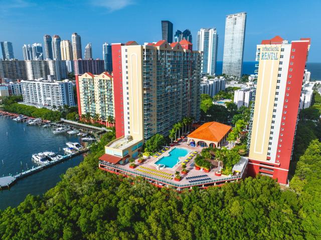 1 BR, 1 BA Apartment 16900 North Bay Road Unit 2407, North Miami Beach, FL 33160