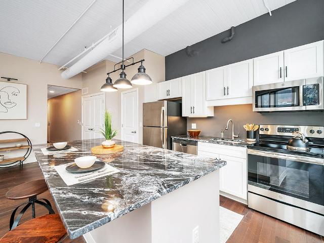 1 BR, 1 BA Apartment 1700 East Carson Street Unit 407N, Pittsburgh, PA 15219