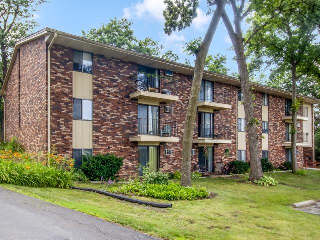 1 BR, 1 BA Apartment 1700 Elder St, Waukesha, WI 53188