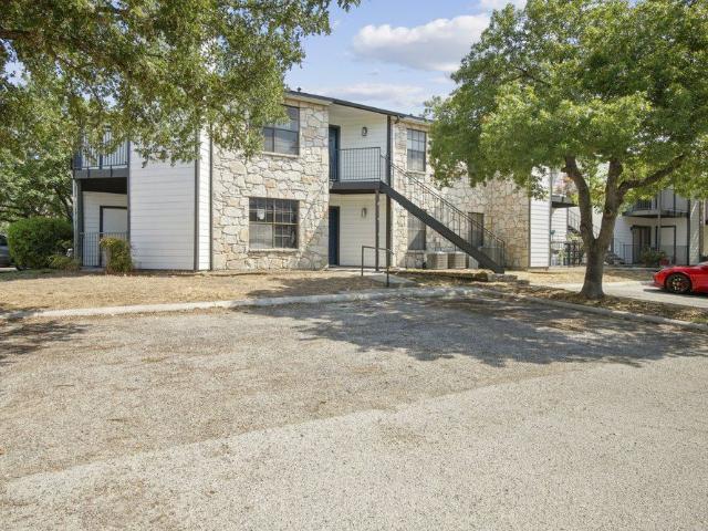 1 BR, 1 BA Apartment 1700 Jackson Keller Road Unit 1 2106, San Antonio, TX 78213