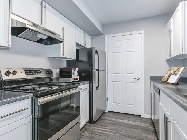 1 BR, 1 BA Apartment 1701 E D St Unit 802, Ontario, CA 91764