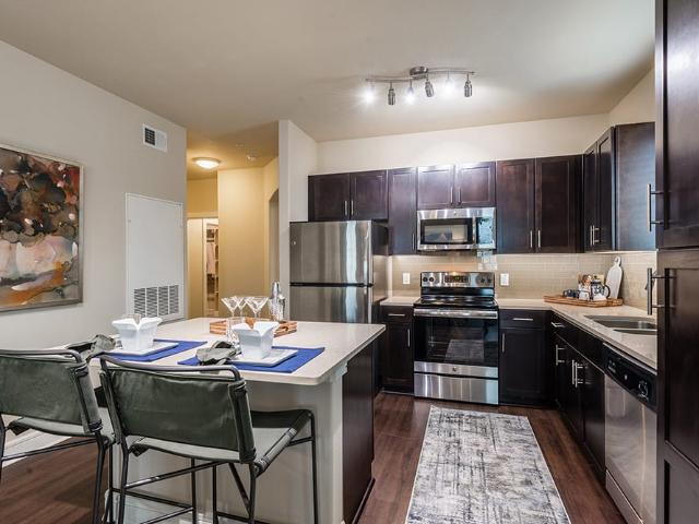 1 BR, 1 BA Apartment 1701 Royal Lane Unit 23103, Dallas, TX 75234