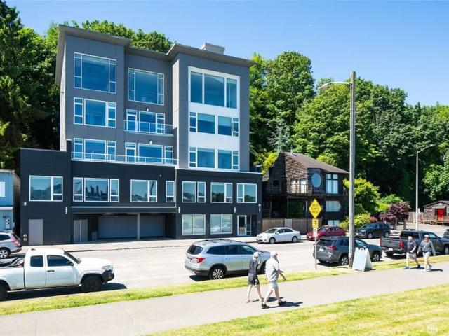 1 BR, 1 BA Apartment 1709 Harbor Avenue Southwest, Seattle, WA 98126