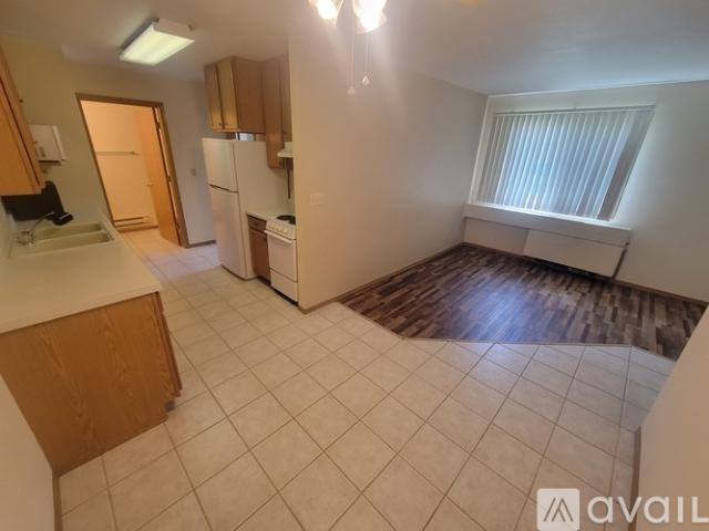 1 BR, 1 BA Apartment 1709 La Cres St, Unit 123, La Crosse, WI 54603