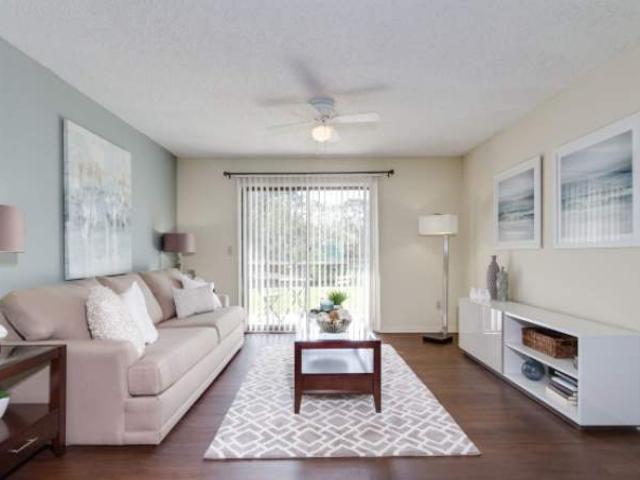 1 BR, 1 BA Apartment 1710 Wells Rd, Orange Park, FL 32073