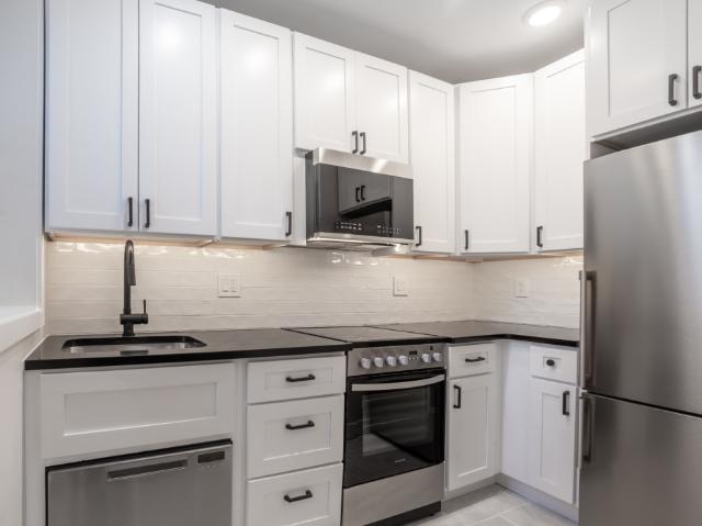 1 BR, 1 BA Apartment 1717 R Street Northwest Unit 302, Washington, DC 20009