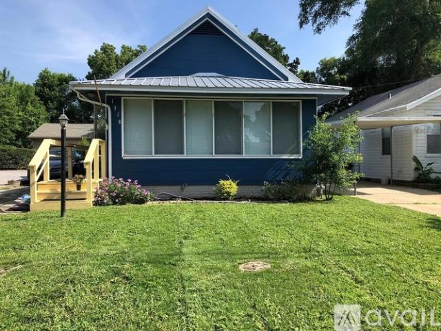 1 BR, 1 BA Apartment 1718 E Lee St, Pensacola, FL 32503