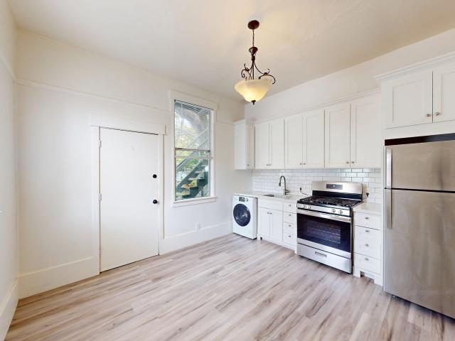 1 BR, 1 BA Apartment 1724 Waller St, San Francisco, CA 94117