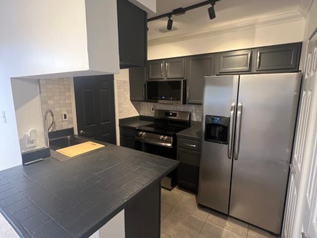 1 BR, 1 BA Apartment 17335 Northwest 67th Place, Unit 14 N, Hialeah, FL 33015