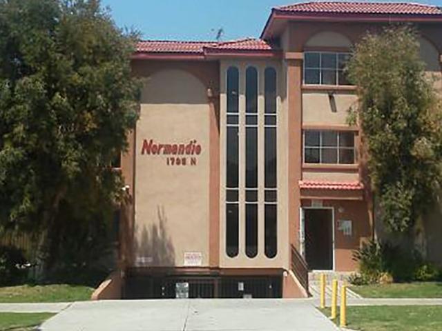 1 BR, 1 BA Apartment 1735 Normandie Avenue Unit 103, Los Angeles, CA 90027