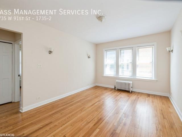 1 BR, 1 BA Apartment 1735 W 91st St, Chicago, IL 60620