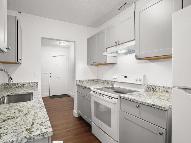 1 BR, 1 BA Apartment 177 Southeast 5th Avenue Unit H, Hillsboro, OR 97123