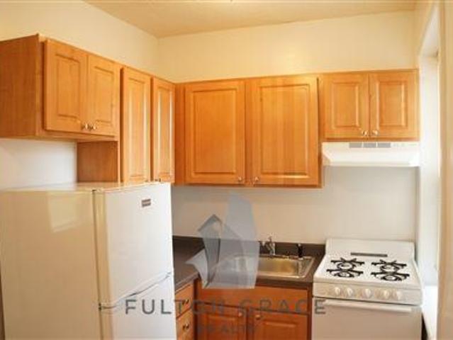 1 BR, 1 BA Apartment 1742 North Humboldt Boulevard, Chicago, IL 60647