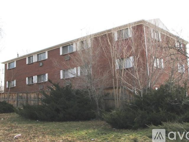 1 BR, 1 BA Apartment 1752 Chester St, Unit 101, Aurora, CO 80010