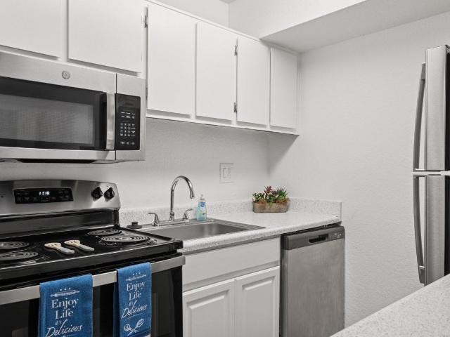 1 BR, 1 BA Apartment 175 West Valencia Road Unit 216, Tucson, AZ 85706