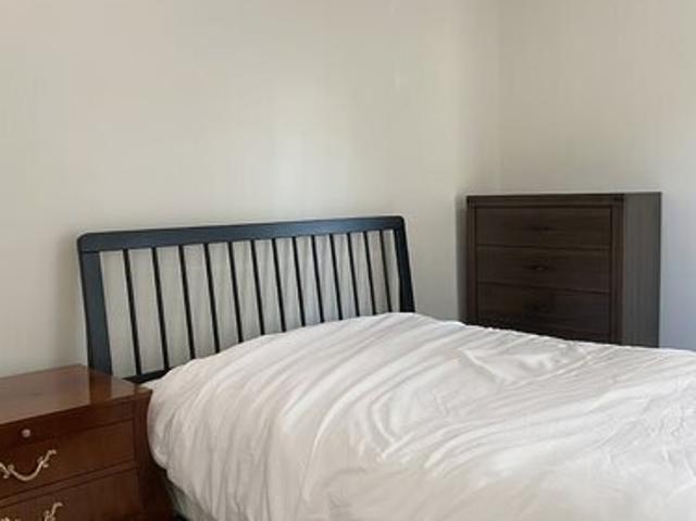 1 BR, 1 BA Apartment 175 East Villa Street, Unit Private Room with Shared Bathroom, Pasadena, CA 91103
