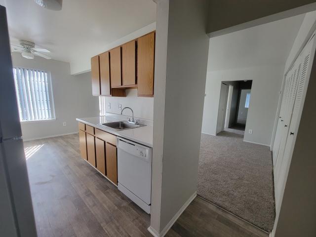 1 BR, 1 BA Apartment 17673 Kingsbrooke Circle Unit 492 102, Clinton Township, MI 48038