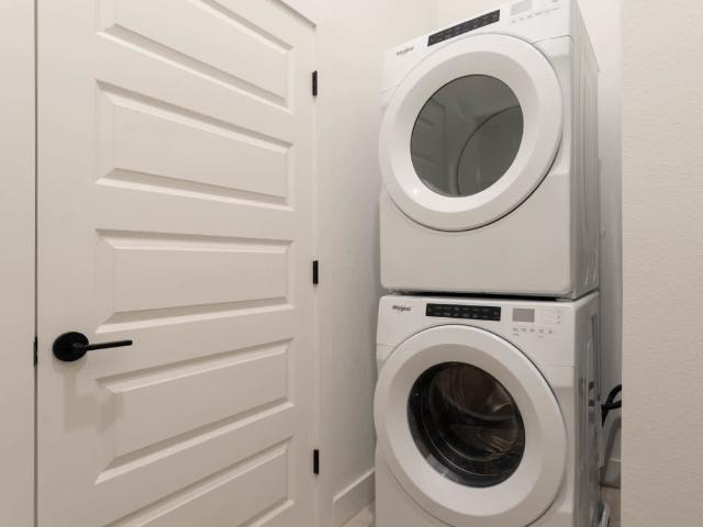 1 BR, 1 BA Apartment 17727 Addison Road Unit 141, Dallas, TX 75287