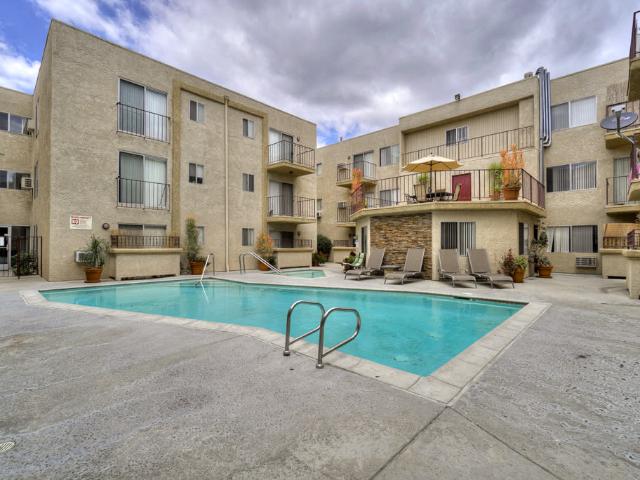 1 BR, 1 BA Apartment 17819 Merridy St Unit 314, Northridge, CA 91325