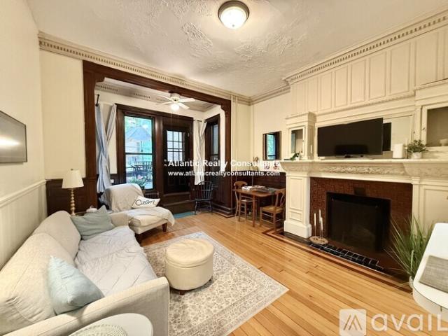 1 BR, 1 BA Apartment 178 Marlborough St, Unit 201, Boston, MA 02116