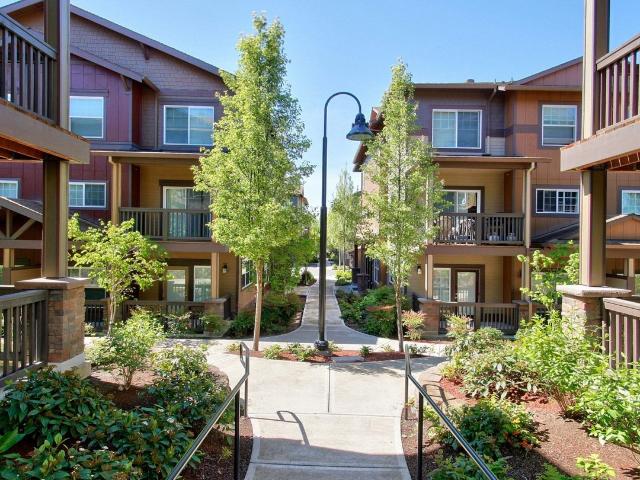 1 BR, 1 BA Apartment 17999 Northeast Evergreen Parkway Unit 100, Beaverton, OR 97006