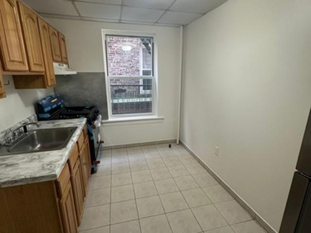 1 BR, 1 BA Apartment 179 W 48th St, Unit 7, Bayonne, NJ 07002